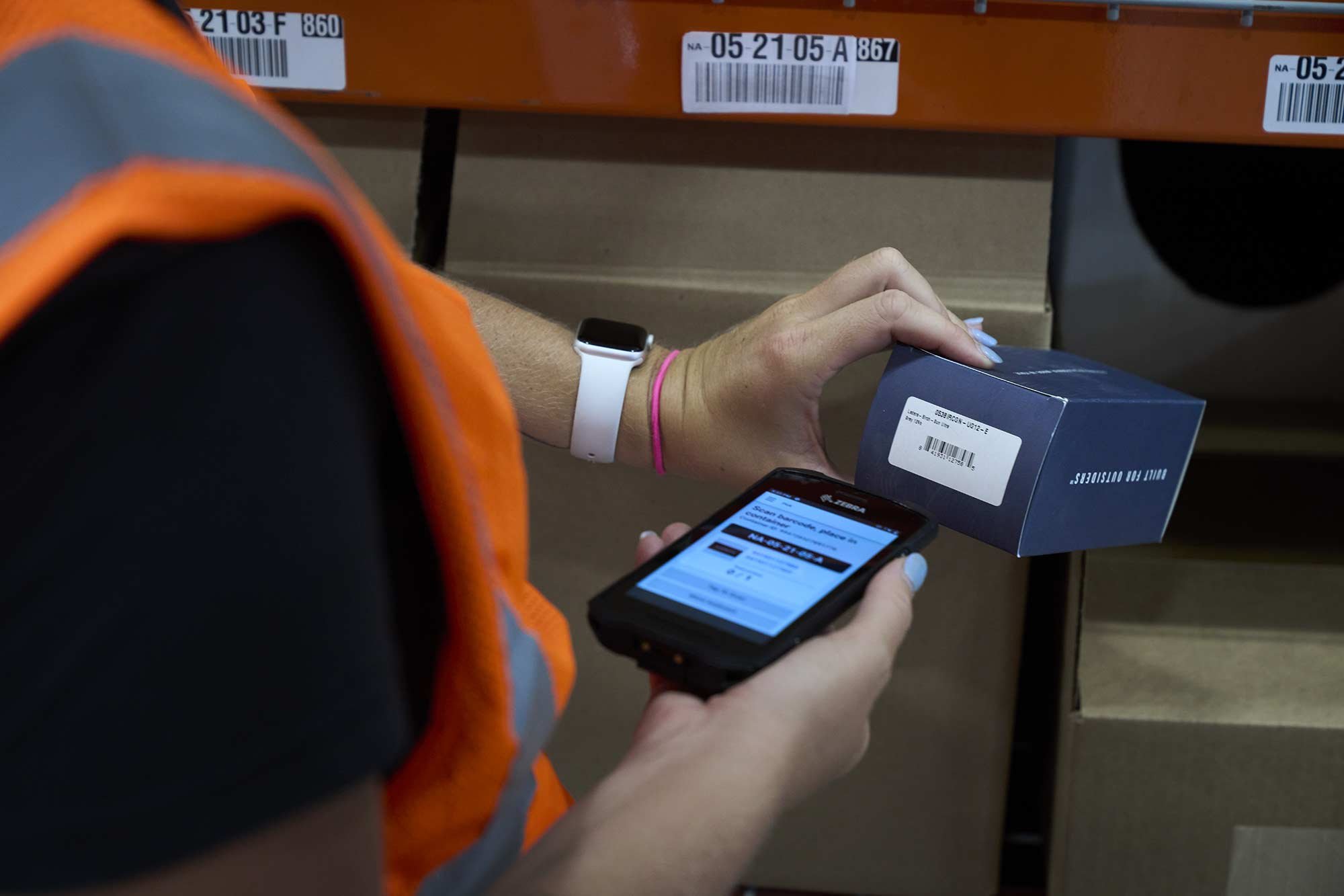 Ocado Intelligent Automation - OMRS: Ocado Mobile Robot System